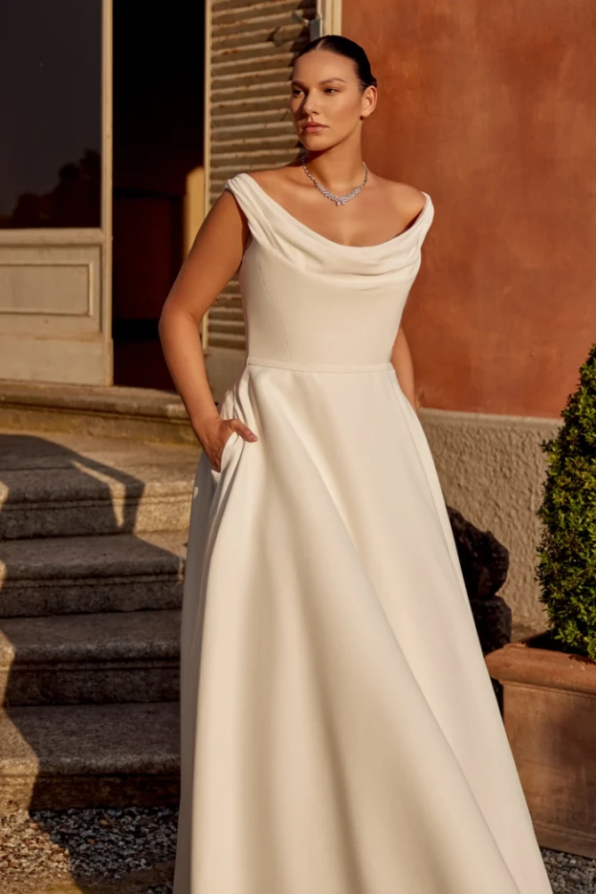 Justin Alexander - Grove PS | Bicester Bridal